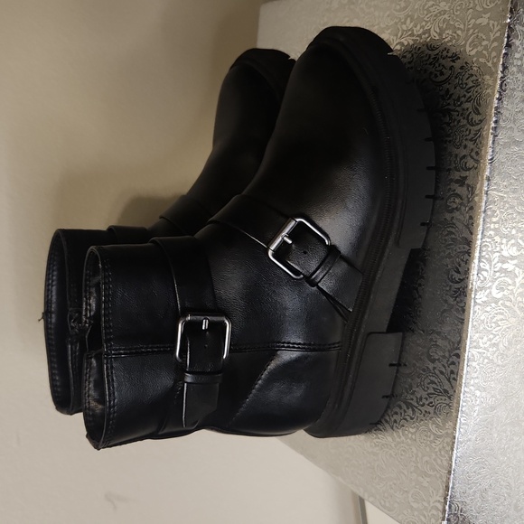 art class | Shoes | Art Class Girl Black Leather Ankle Boots Size ...